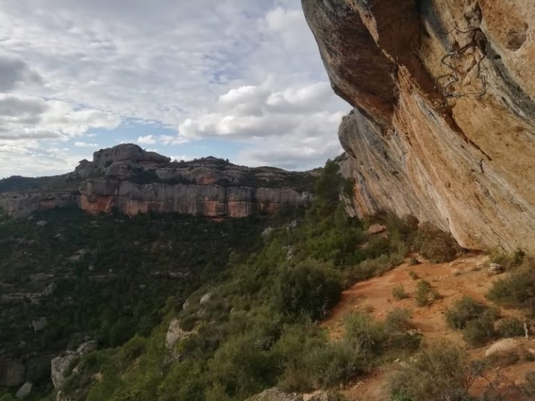 Margalef Spain Climbing: A Remarkably Brilliant Guide [2021]