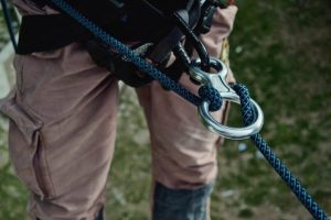 Rappelling Gear: Equipment List Of What You Need to Start