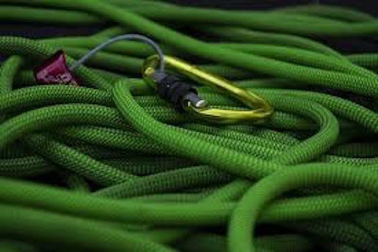 Half Rope Vs Twin Rope When Do You Rock Climb With Each half-rope-vs-twin-rope-when-do-you-rock-climb-with-each