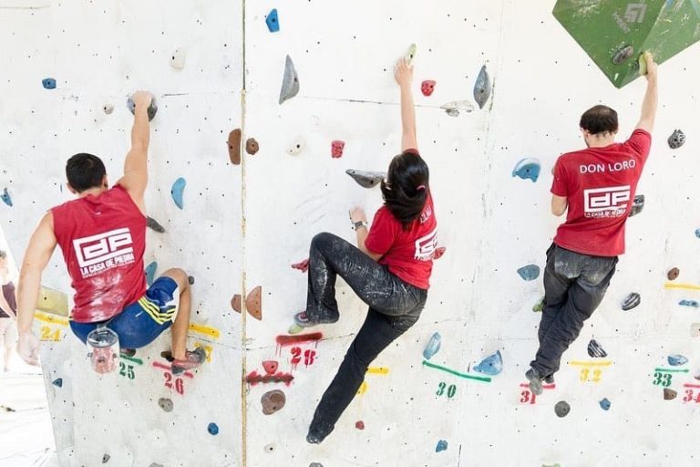 Static vs Dynamic Climbing: Differences Between the Two